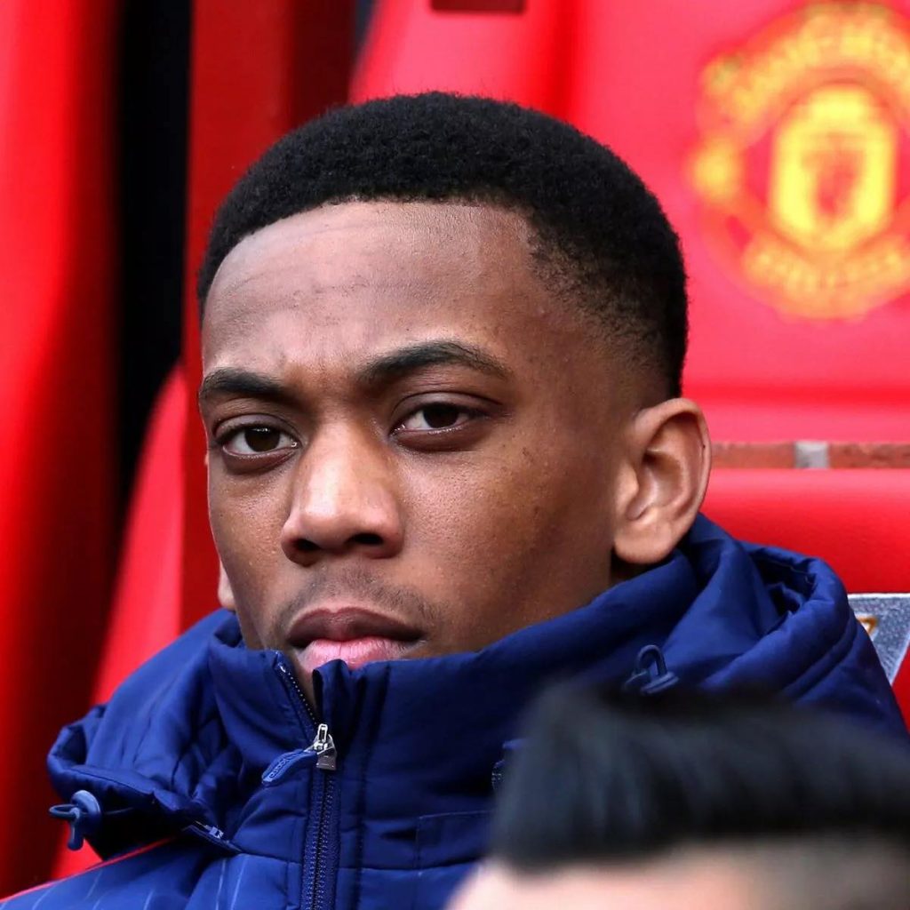Dưỡng già sớm vậy sao, Anthony Martial?
